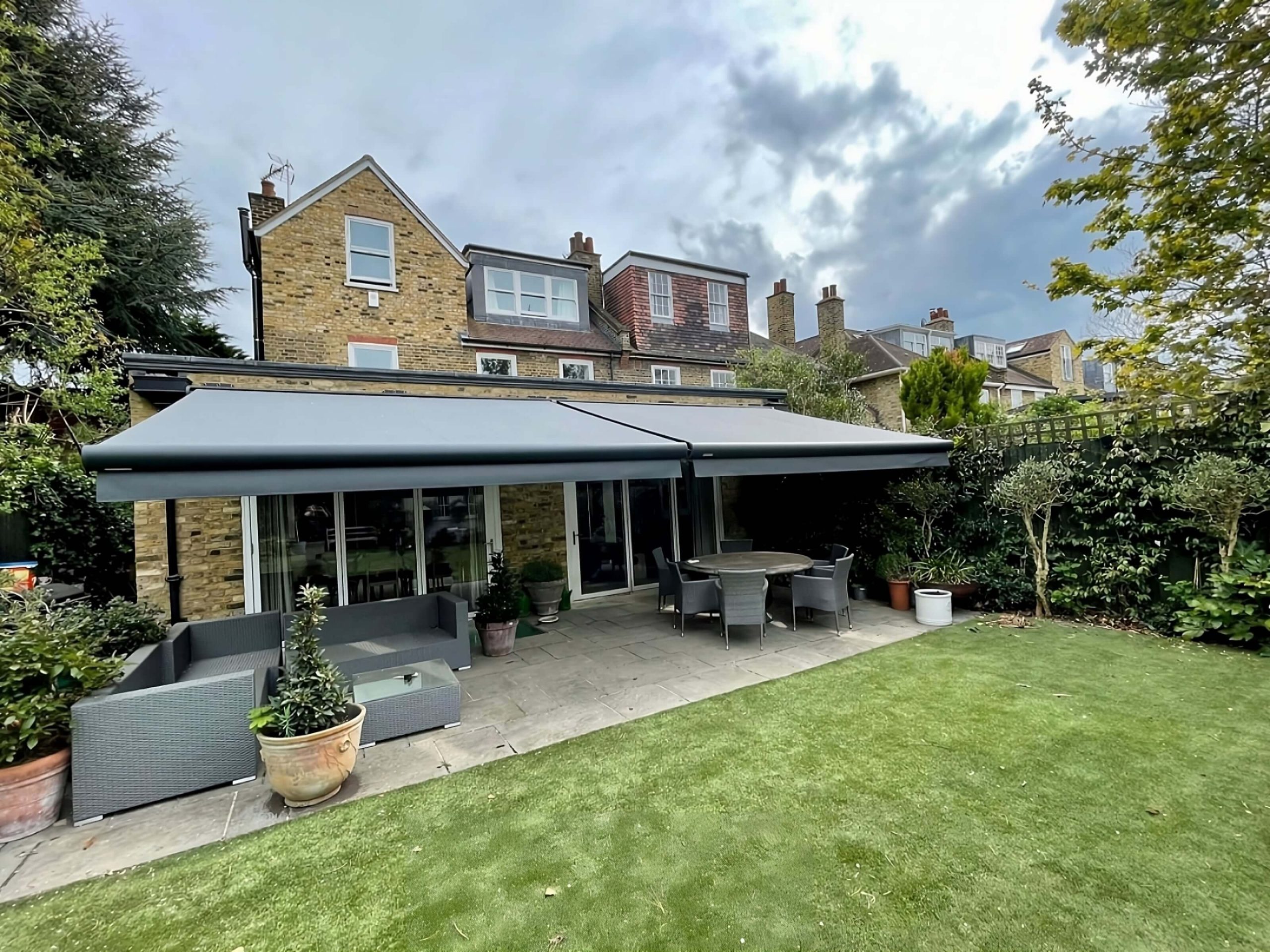 What are Drop Arm Awnings? - Feran